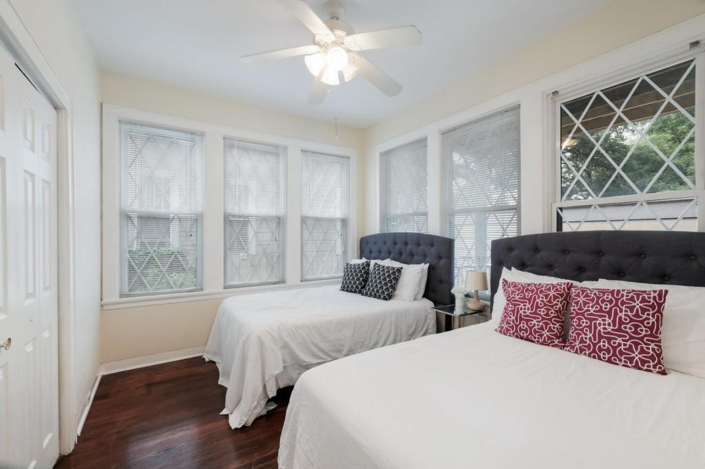 438 W Mistletoe Ave, San Antonio, TX 78212 - Condo for Rent in San ...