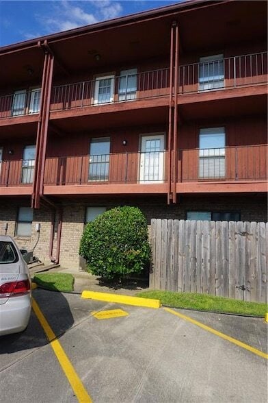 1444 Carrollton Ave Unit 203, Metairie, LA 70005 | Apartments.com
