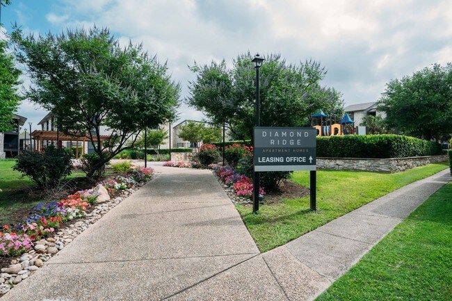 Diamond Ridge - 5235 Glen Ridge Dr San Antonio, TX | Apartments.com