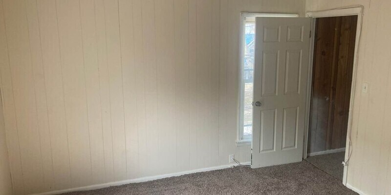2402 East Ave, Erie, PA 16503 - Condo for Rent in Erie, PA | Apartments.com