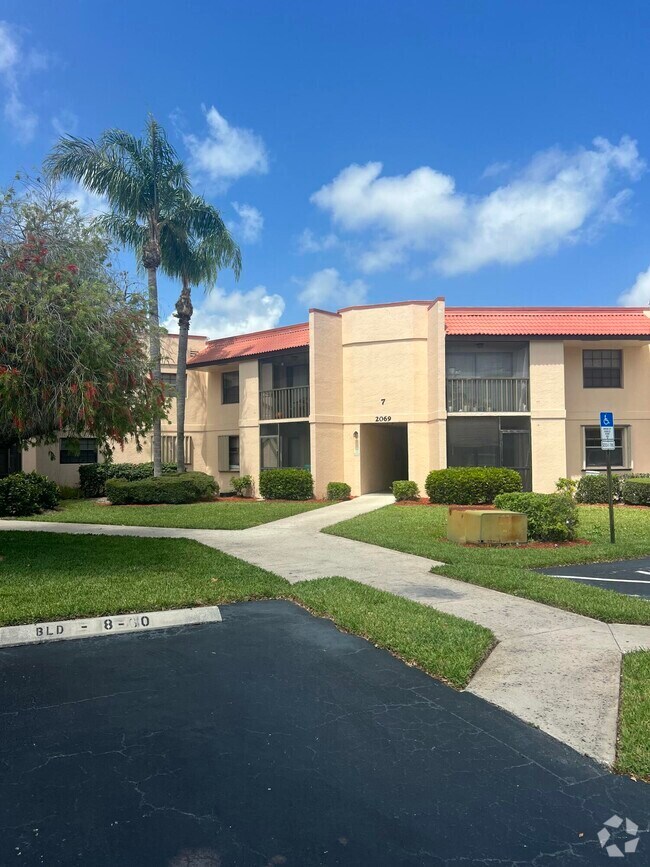 Jensen Park Estates Apartments for Rent with Parking - Jensen Beach, FL ...