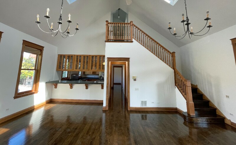 5026 N Clark St, Chicago, IL 60640 | Apartments.com