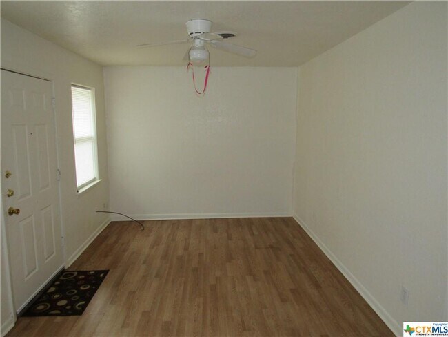 514 Wolf St, Killeen, TX 76541 - Townhome Rentals in Killeen TX ...