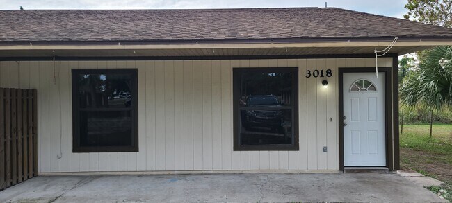 Florida Shores Senior Living Apartments for Rent - Edgewater, FL - 9 ...