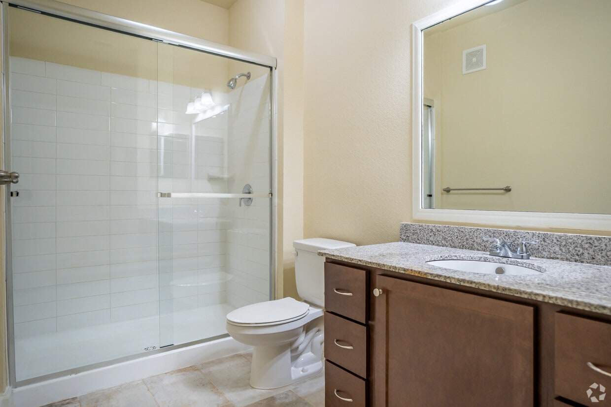 Blue Heron Living Apartment Homes - 420 Salt Meadow Cir Bradenton, FL ...