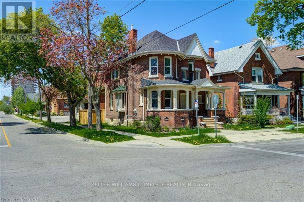200 Park Ave, Brantford, ON N3S 5K1 - House for Rent in Brantford, ON ...