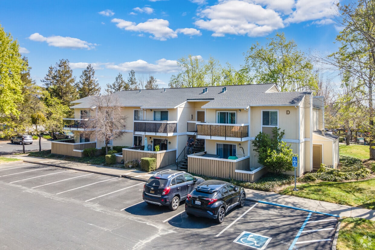Marlow Apartments - Apartments in Santa Rosa, CA | Apartments.com