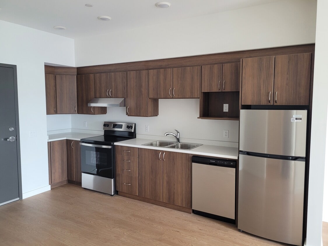 46187 Yale Rd Unit 604, Chilliwack, BC V2P 0M2 Apartments - 46187 Yale ...