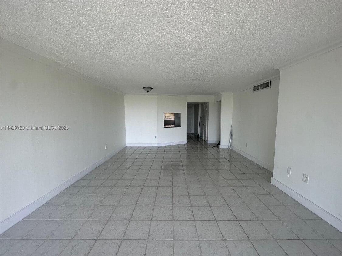 1780 NE 191st St Unit 600-2, Miami, FL 33179 - Condo for Rent in Miami, FL | Apartments.com