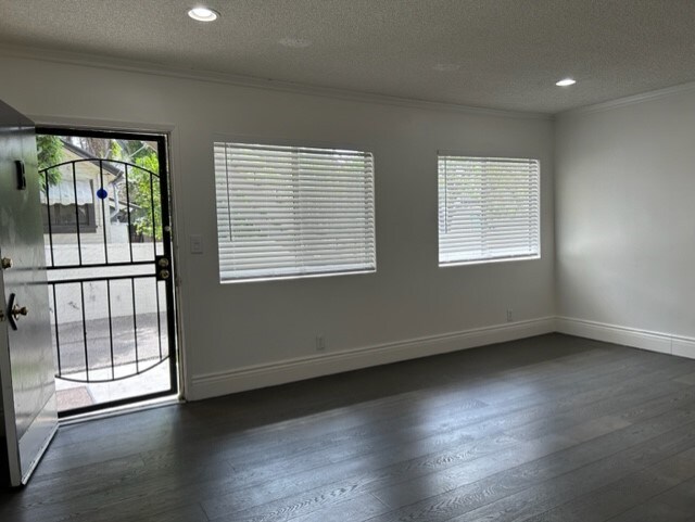 14834 Friar St Unit B, Los Angeles, CA 91411 | Apartments.com