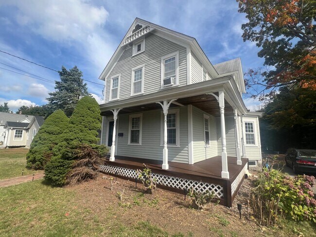 Apartments for Rent with Parking in Acworth NH - Page 8 | Apartments.com