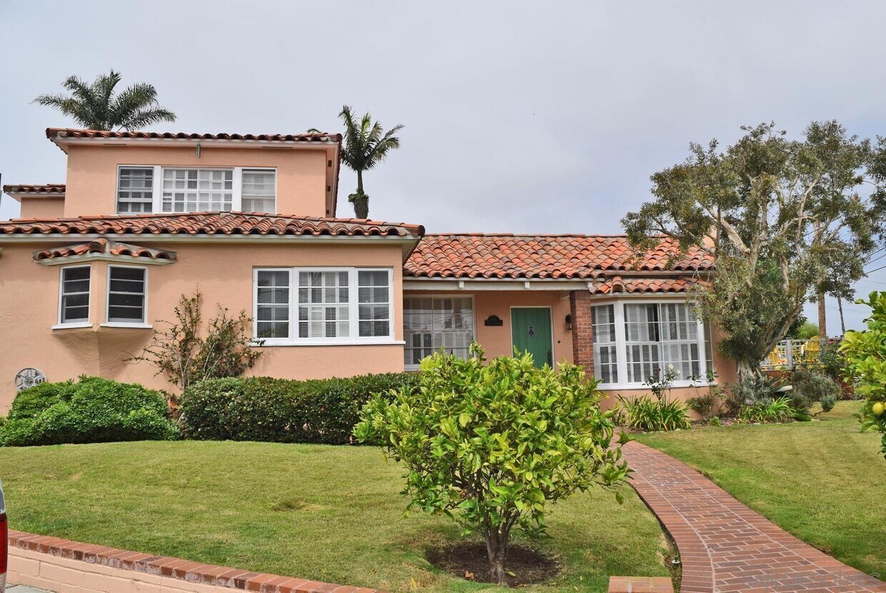 1976 Willow St, San Diego, CA 92106 - House Rental in San Diego, CA ...