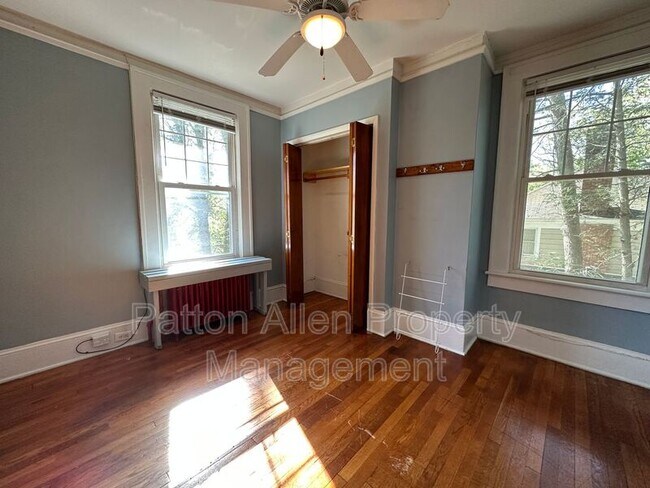 130 Edwin Pl Unit Apt 3, Asheville, NC 28801 - Condo for Rent in ...