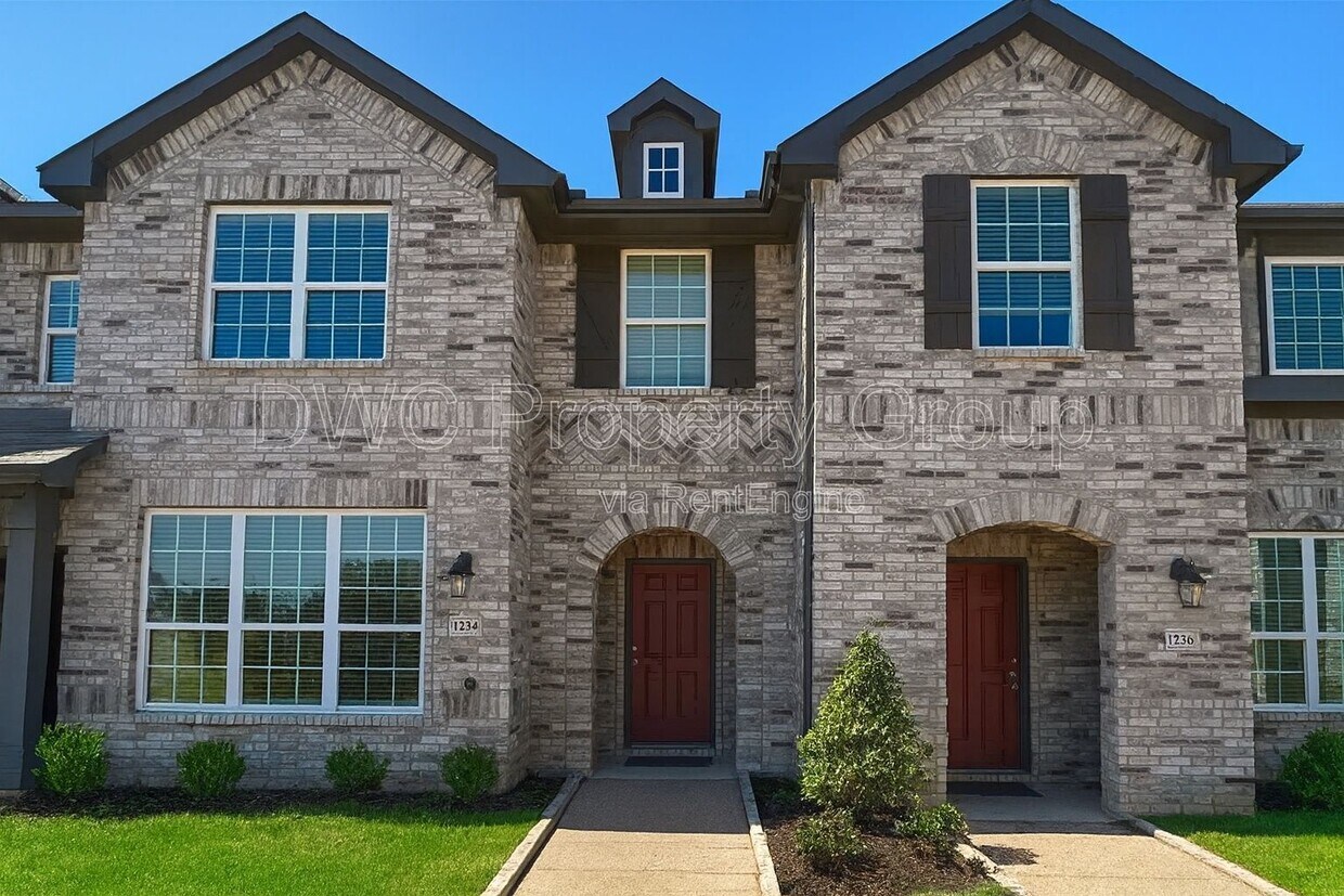 1232 Alamo Dr, Lewisville, TX 75077 - Townhome Rentals in Lewisville TX ...