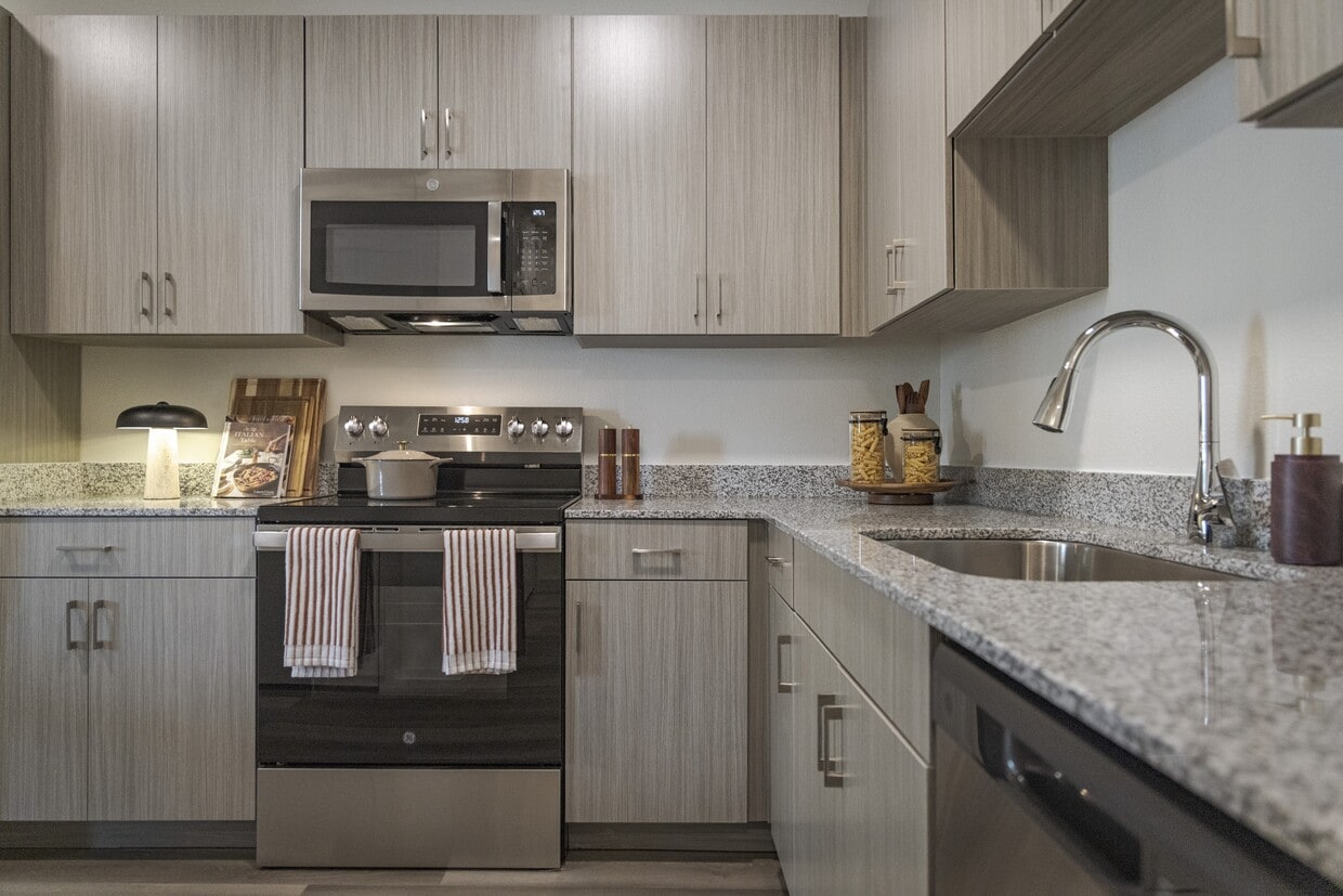 Sutton Flats - 10001 Cedar Creek Dr Sherman, TX 75090 | Apartments.com