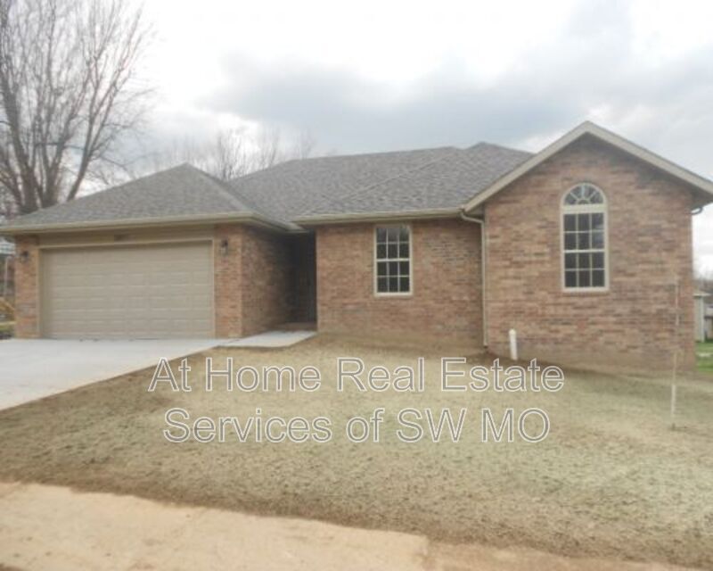 3236 N Travis Ave, Springfield, MO 65803 - House Rental in Springfield ...