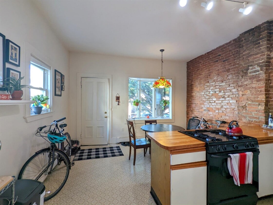 15 Howe St Unit 1, Somerville, MA 02145 - 15 Howe St Somerville, MA ...