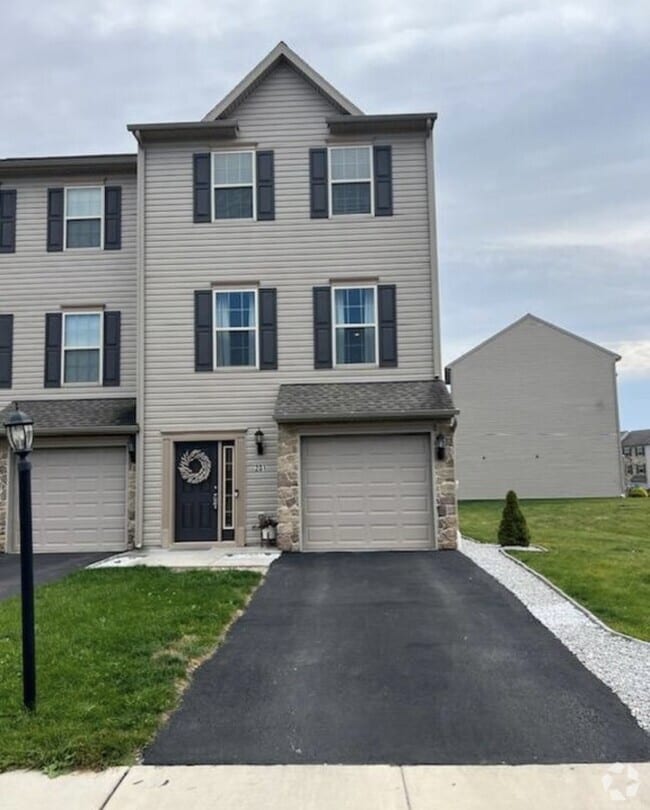 For Rent by Private Owner in New Oxford PA - 3 Listings Available ...