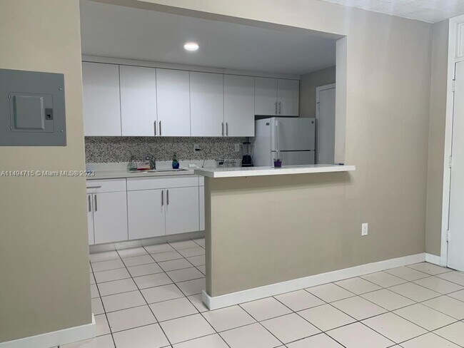 12590 NE 16th Ave Unit 310, North Miami, FL 33161 - Condo for Rent in ...