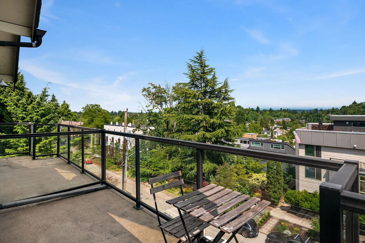 215 26th Ave E Unit 1.1345363, Seattle, WA 98112 | Apartments.com
