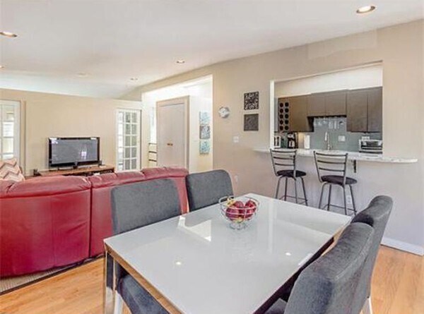 58 Telegraph St Unit 1, Boston, MA 02127 - 58 Telegraph St Boston, MA 02127 | Apartments.com