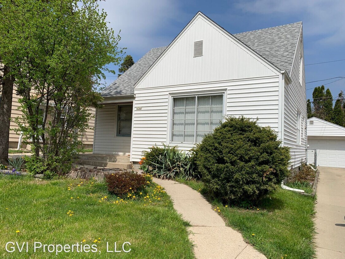 4746 W Fillmore Dr, Milwaukee, WI 53219 - House Rental in Milwaukee, WI ...