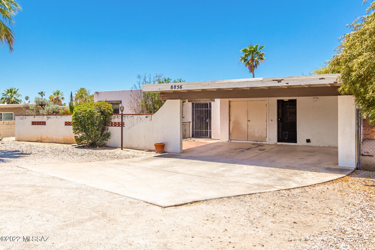 8906 E Old Spanish Trail, Tucson, AZ 85710 - House Rental in Tucson, AZ ...