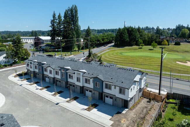 Getchell Apartments for Rent with High Ceilings - Marysville, WA - 3 ...