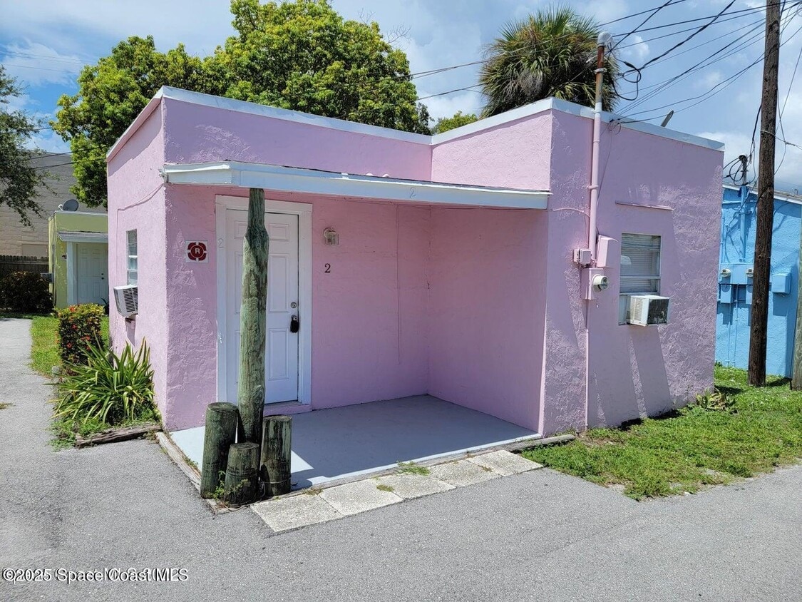 1420 Avocado Ave Unit 02, Melbourne, FL 32935 - Room for Rent in ...