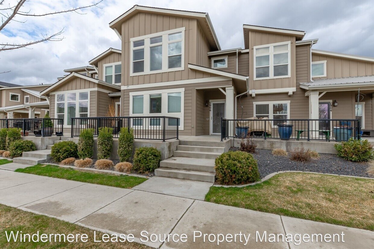 1906 W Summit Pkwy, Spokane, WA 99201 - House Rental in Spokane, WA ...
