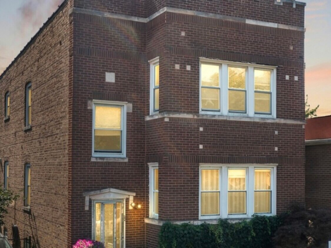 12824 S Marquette Ave, Chicago, IL 60633 - House Rental in Chicago, IL ...