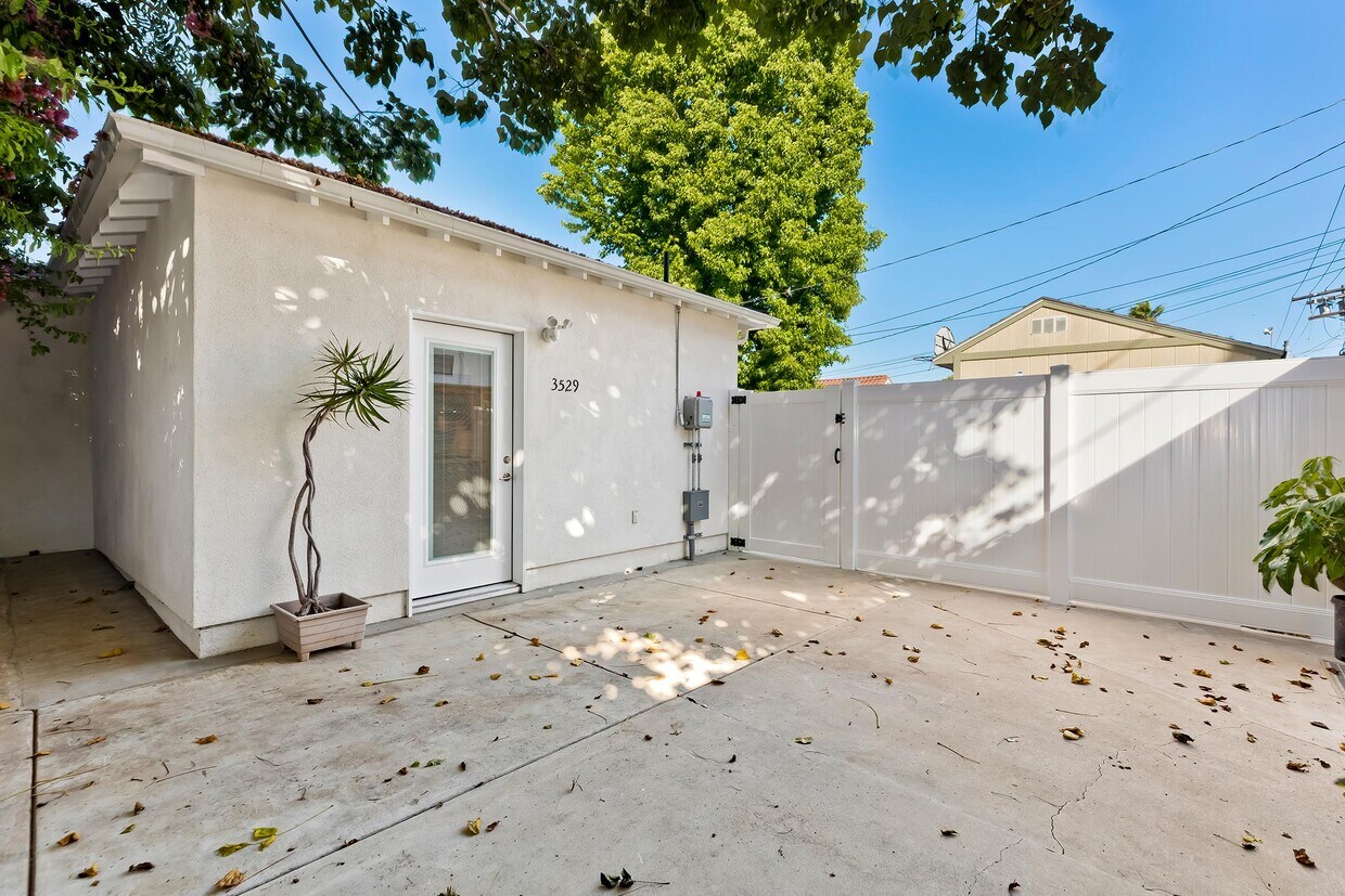 3531 Ocean View Ave, Los Angeles, CA 90066 - House Rental in Los ...