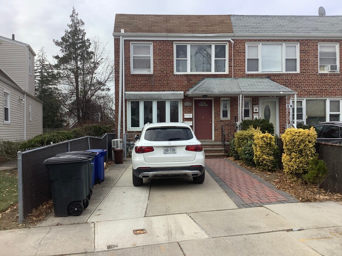 3920 205th St Unit Second floor, Bayside, NY 11361 - 3920 205th St Bayside, NY 11361 ...
