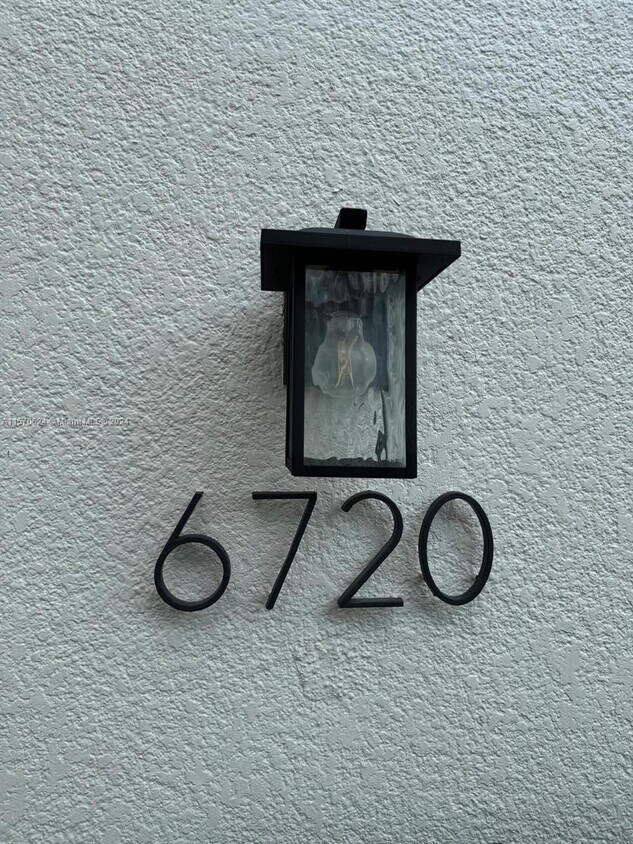 6720 SW 88th Terrace, Miami, FL 33156 - Townhome Rentals in Miami FL ...