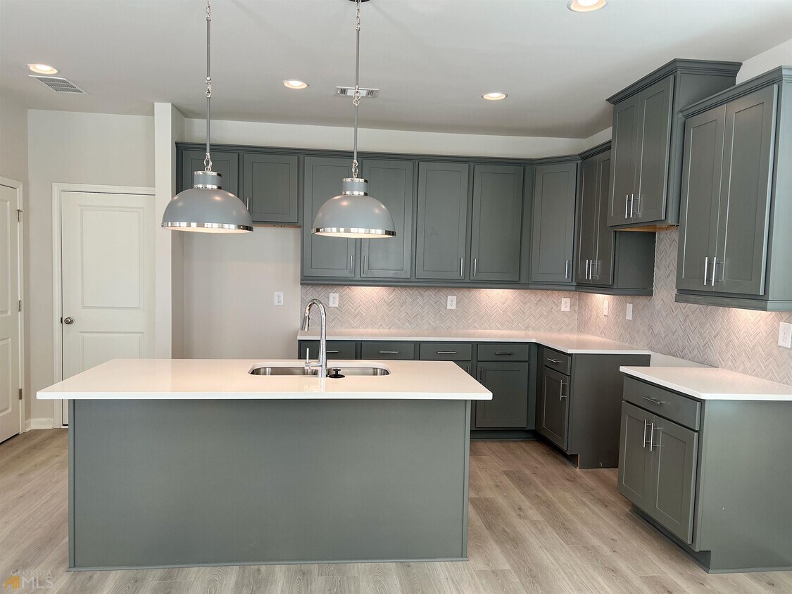 2819 Aiden Ct, College Park, GA 30337 - House Rental in College Park ...