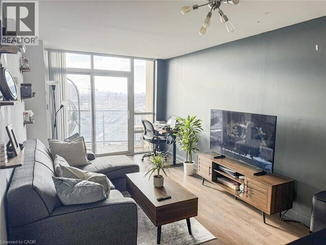 1 Michael Power Pl Unité 1707, Toronto, ON M9A 0A1 - Appartement à ...