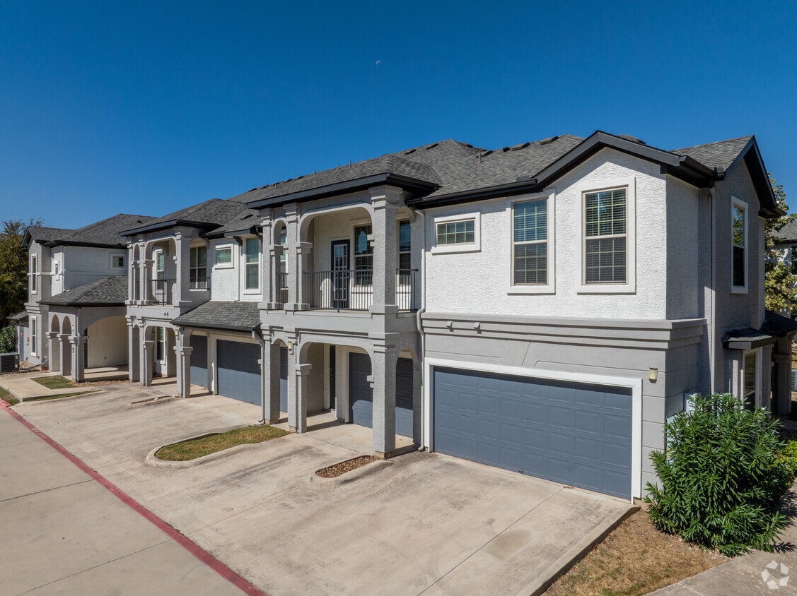 Markham At Lakeline Townhomes for Rent - Austin, TX | Apartments.com