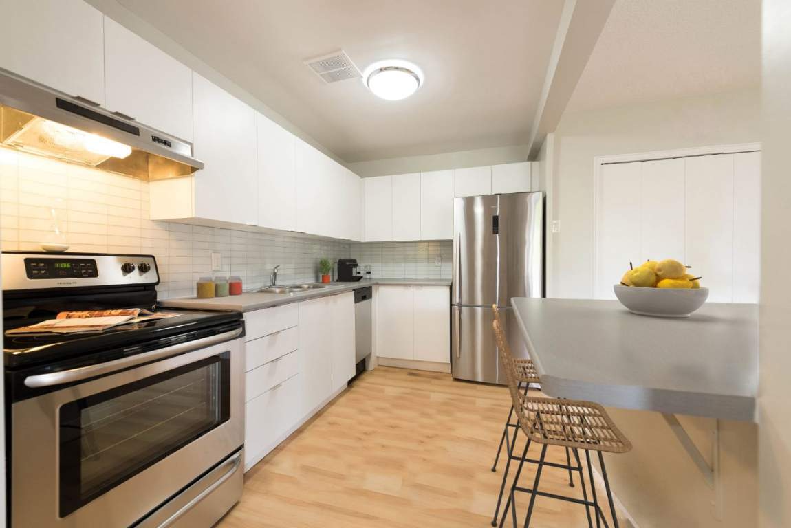 Anchorage Apartments Apartments - 435 Kerr St Oakville, ON | Apartments.com