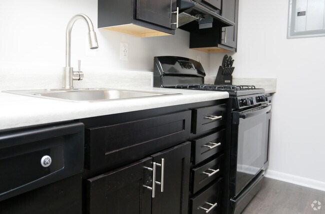 Brook View Apartments - Baltimore, MD | Apartments.com