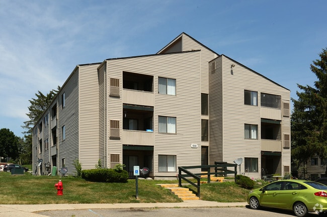 Pine Hill Apartments Apartments - 307 Holly Hills Dr Howell, MI ...