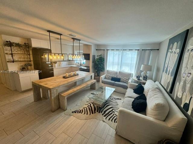 221 Meridian Ave, Miami Beach, FL 33139 - Condo for Rent in Miami Beach ...