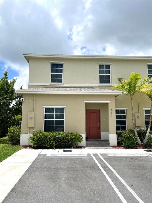 310 NE 5th Pl, Florida City, FL 33034 - Townhome Rentals in Florida ...