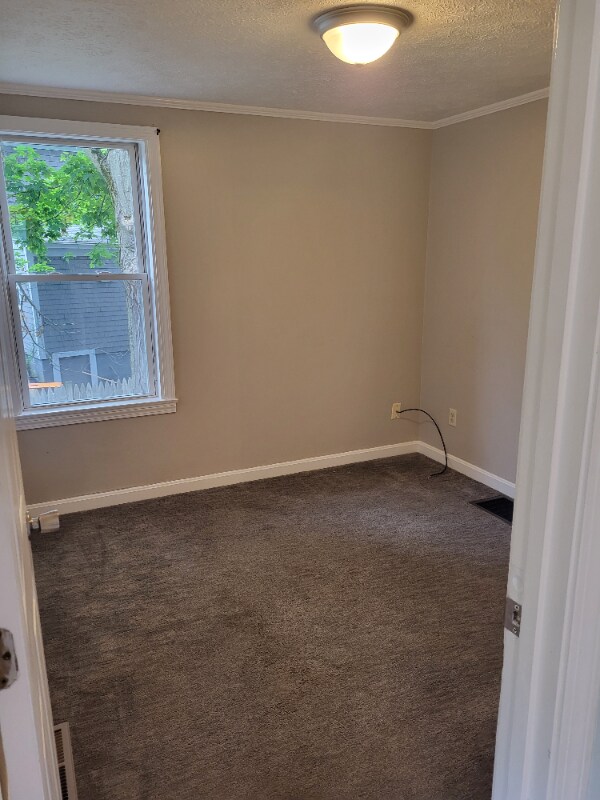 5 Richard Ct, Sanford, ME 04083 | Apartments.com