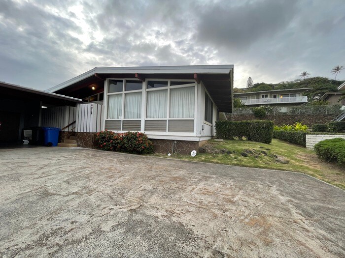4918 Poola St, Honolulu, HI 96821 - House Rental in Honolulu, HI ...