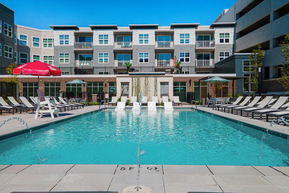 The Azure - 436 Albee Sq Brooklyn, NY 11201 | Apartments.com