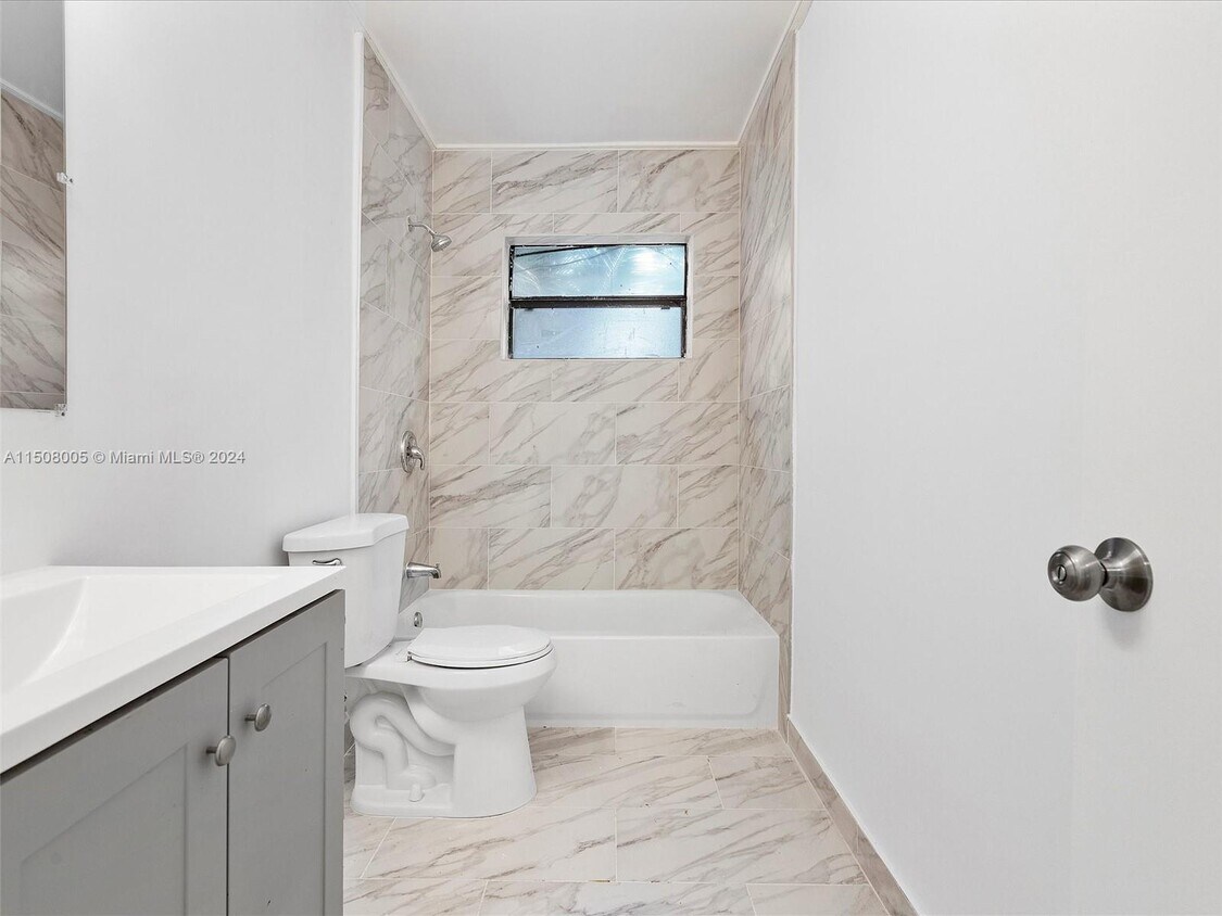 4030 SW 19th St Unit 1, West Park, FL 33023 - Room for Rent in West ...