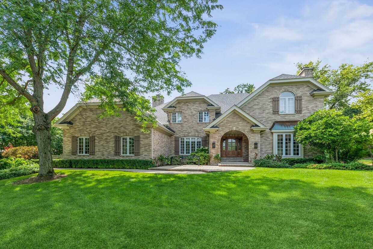 109 Oak Ridge Dr W, Burr Ridge, IL 60527 - House Rental in Burr Ridge ...