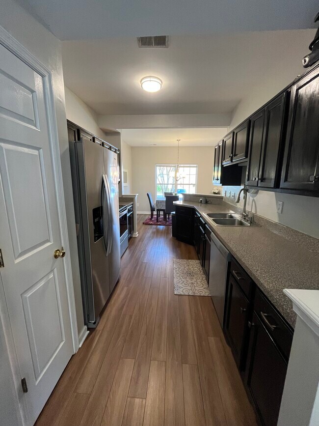 10569 Mountain Gate Way, Glen Allen, VA 23060 - Townhome Rentals in Glen Allen VA | Apartments.com