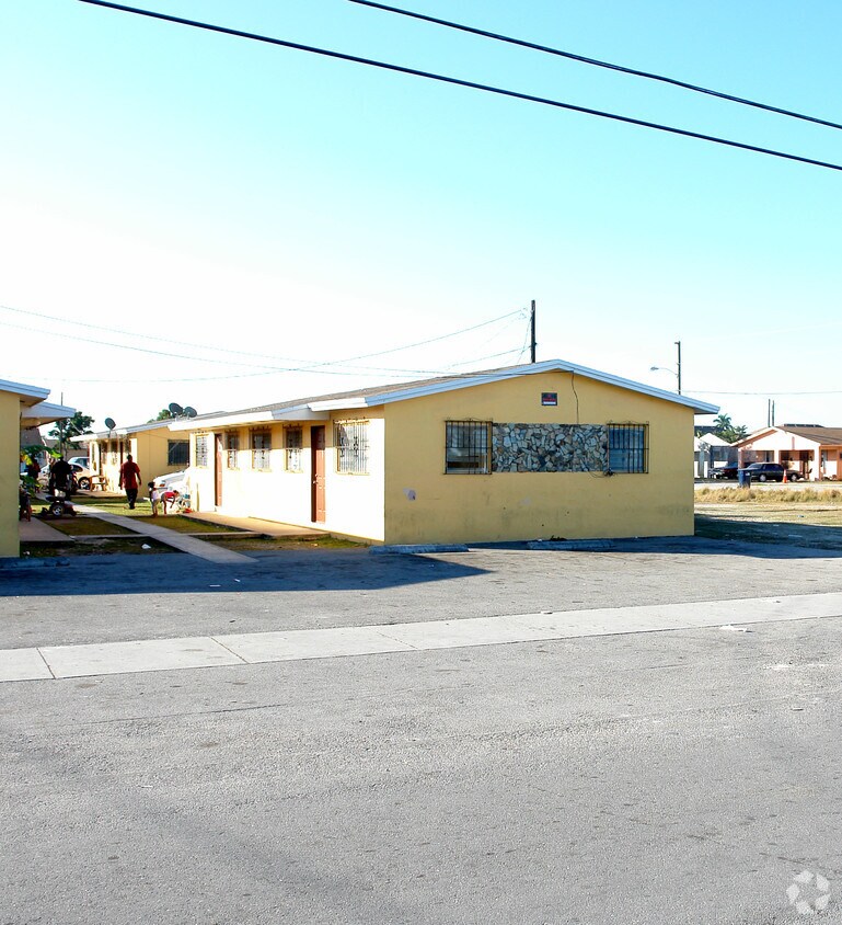 863-873 NW 10th St, Florida City, FL 33034 - 863-873 NW 10th St Florida ...