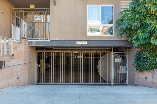 10918 Morrison St, Los Angeles, CA 91601 | Apartments.com